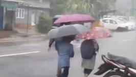 School Holiday Declared in Parts of Nilgiris Amid Heavy Rain, Orange Alert in Tamil Nadu Today ...