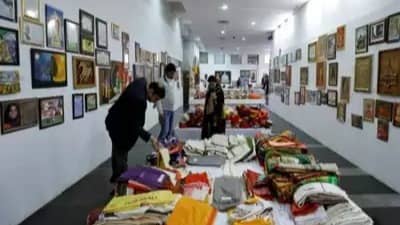 600 Unique Gifts To PM Modi Now Live For E-Auction: See List | Republic ...