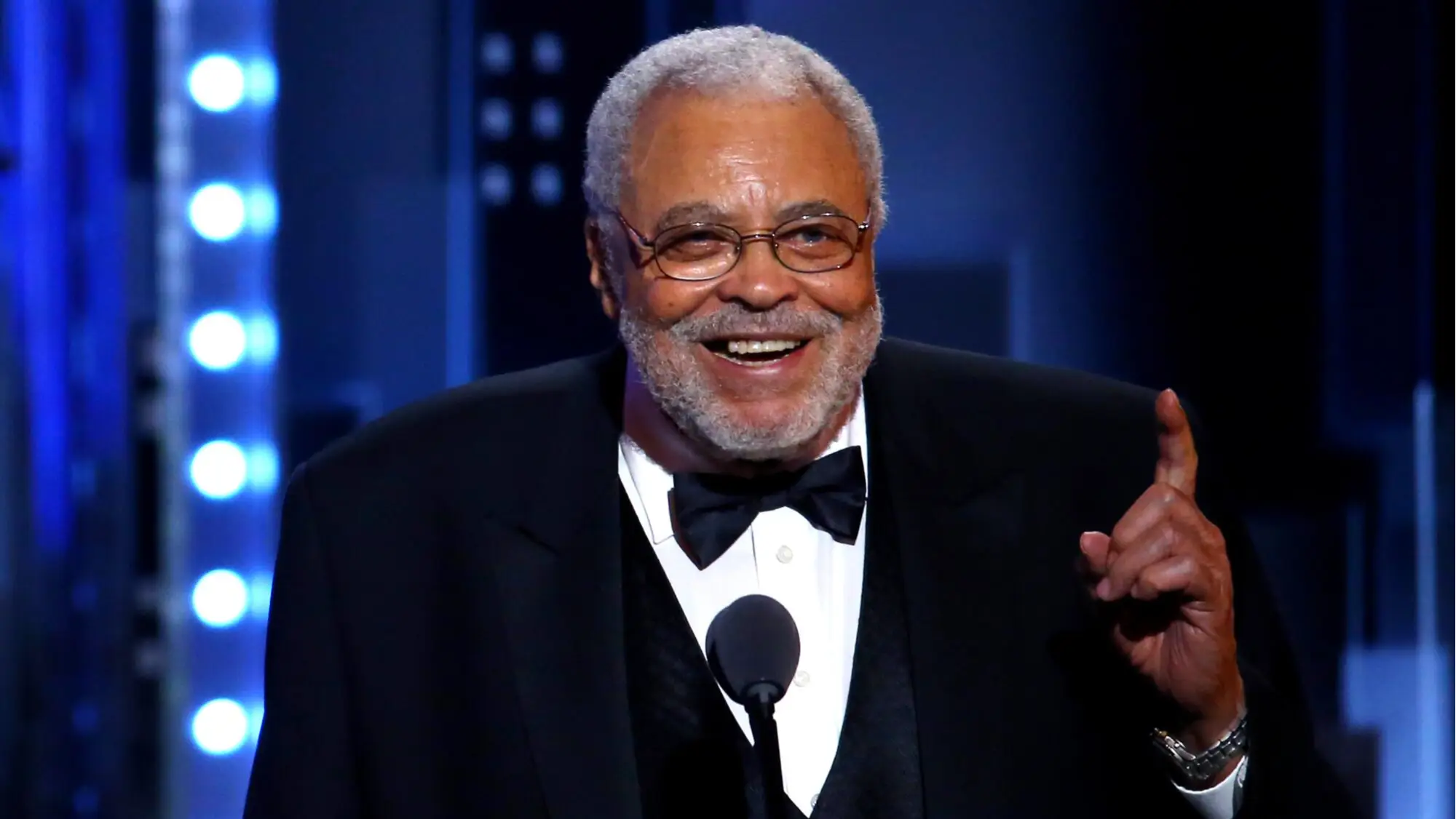 Remembering James Earl Jones: A Stutterer Who Immortalised Darth Vader ...