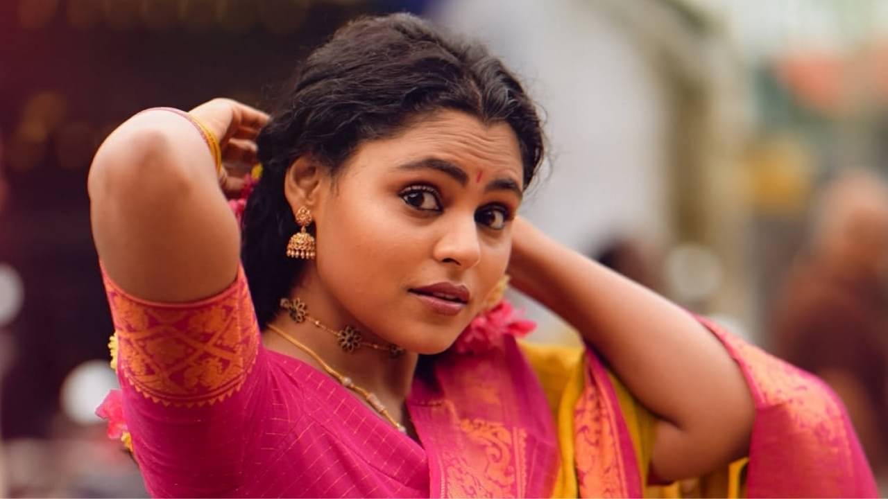 Malayalam Actress Vincy Aloshious Claims Co-star Misbehaved With Her On Set After Drug ...