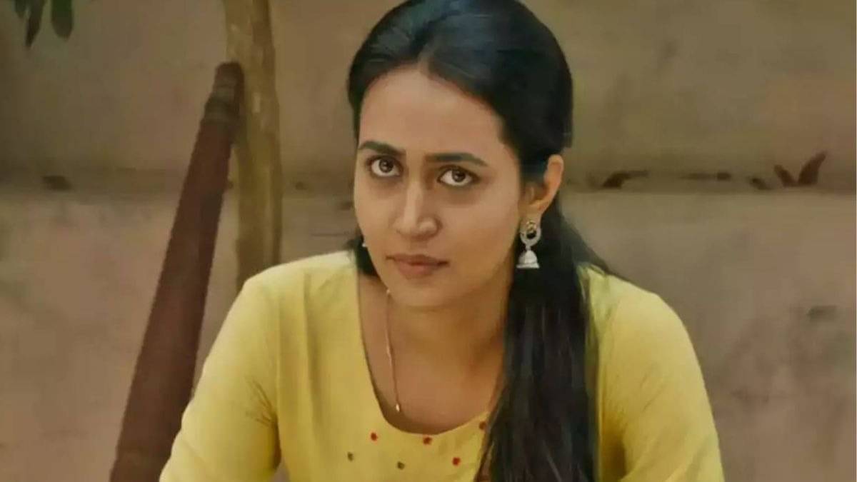 Meet Sanvikaa, Panchayat's 'Rinki': Engineering Graduate Who Left Jabalpur To Secretly Pursue ...