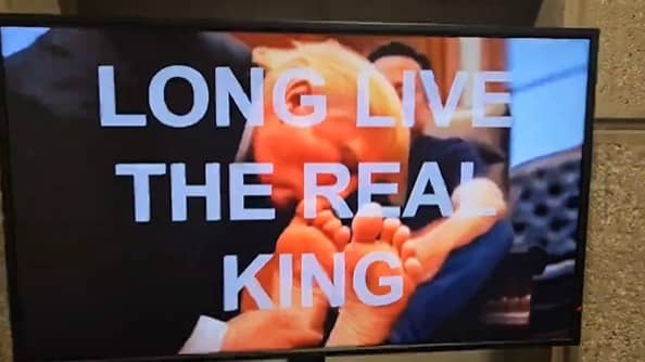 AI Video of Trump Kissing Elon Musk’s Feet Plays at US Government ...