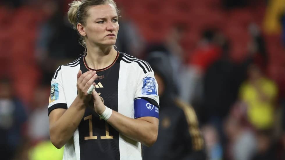 Alexandra Popp to retire from Germany women's national soccer team ...