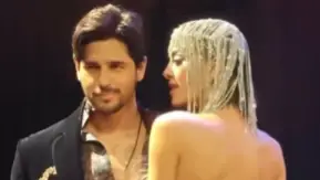 Meet Alicia Kaur, Model Whose Sizzling Chemistry With Sidharth Malhotra ...