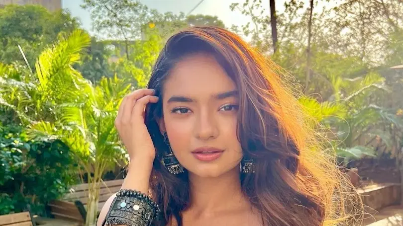 Anushka Sen Grooves With South Korean Dancer Tiki, Video Goes Viral ...