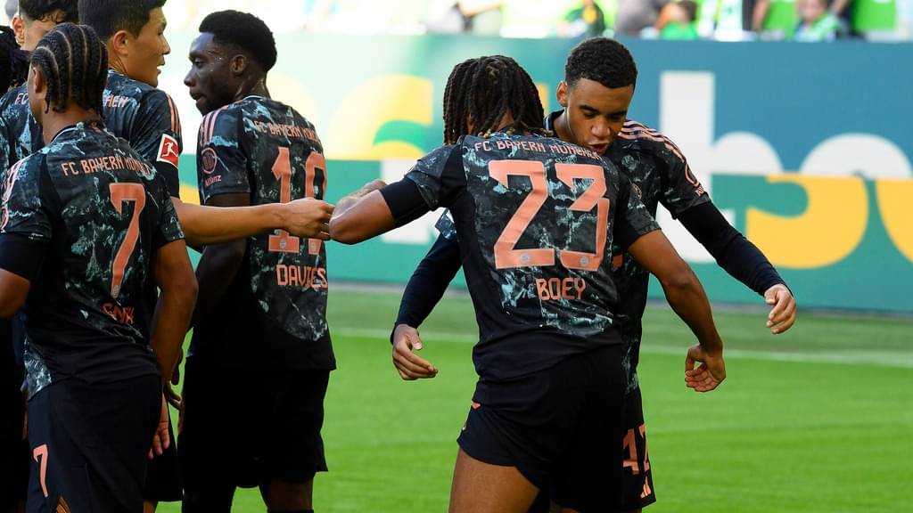 Bayern Munich Beats Wolfsburg 3-2 To Start Bundesliga Campaign Under ...