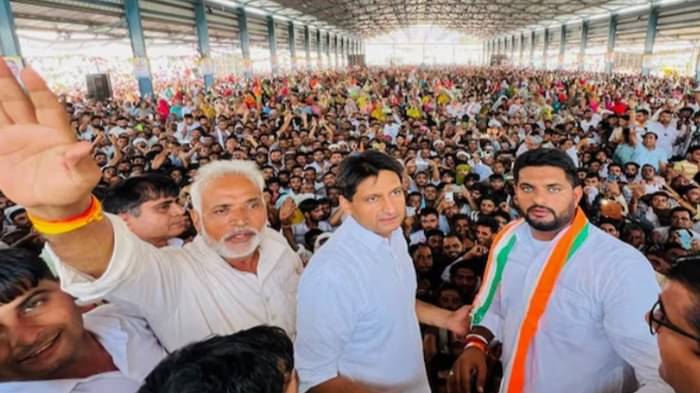 'Anti-Women': BJP Shares Video of Haryana Cong Worker Being Groped on Stage; Selja Seeks Action ...