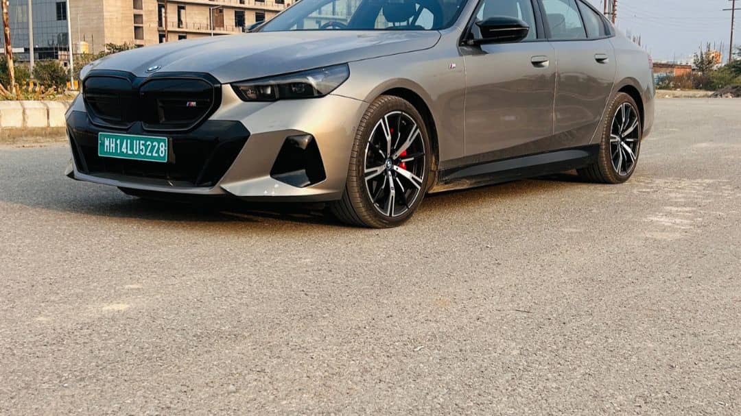 BMW i5 M60 - Review in 10 Points | Republic World