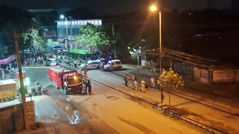 'Motor Parts, Not Bomb' Police on Delhi Bus Bomb Threat Call | Republic ...