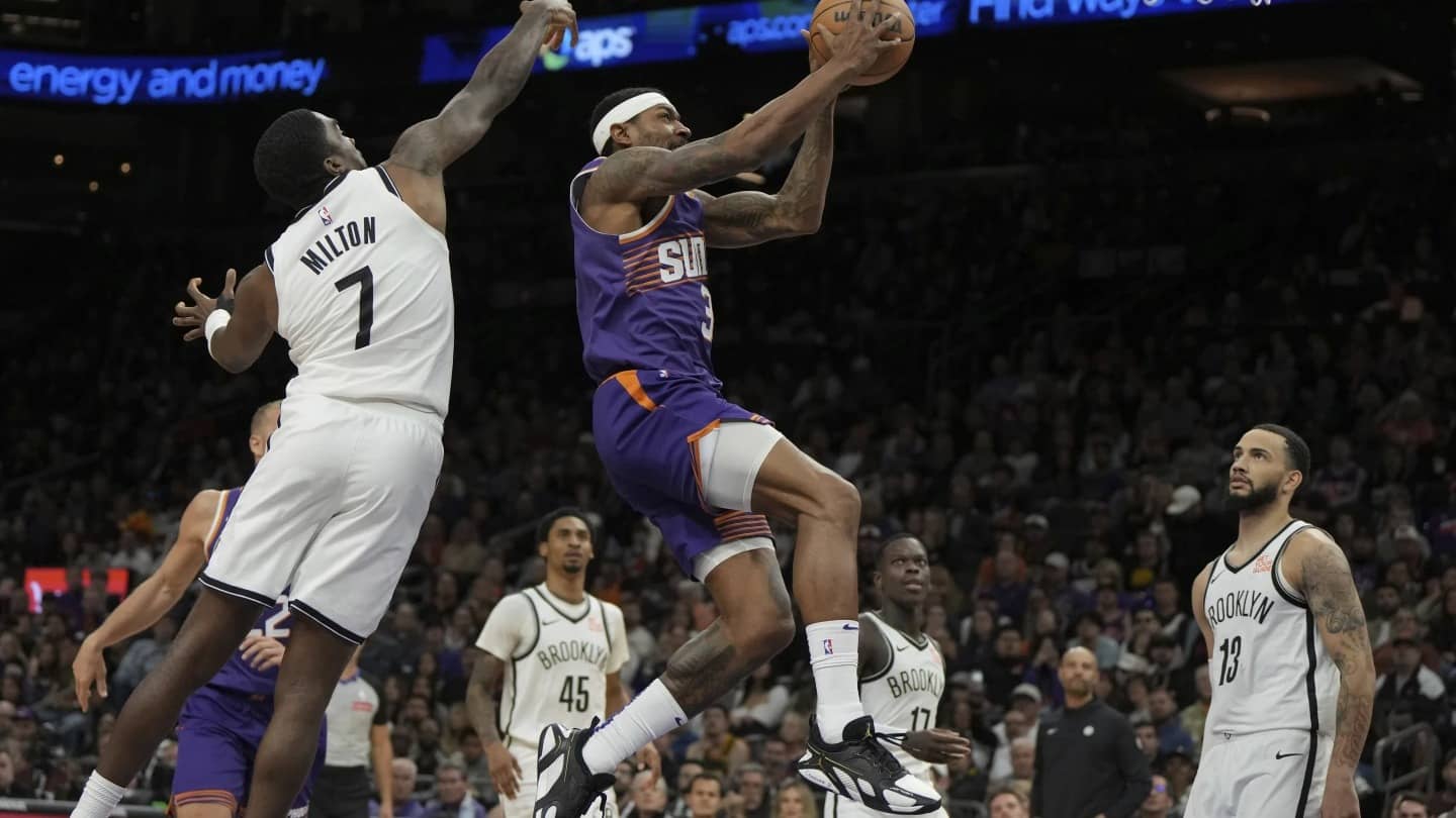 Suns Guard Bradley Beal Limps Off Court In 4th Quarter Of Phoenix's ...