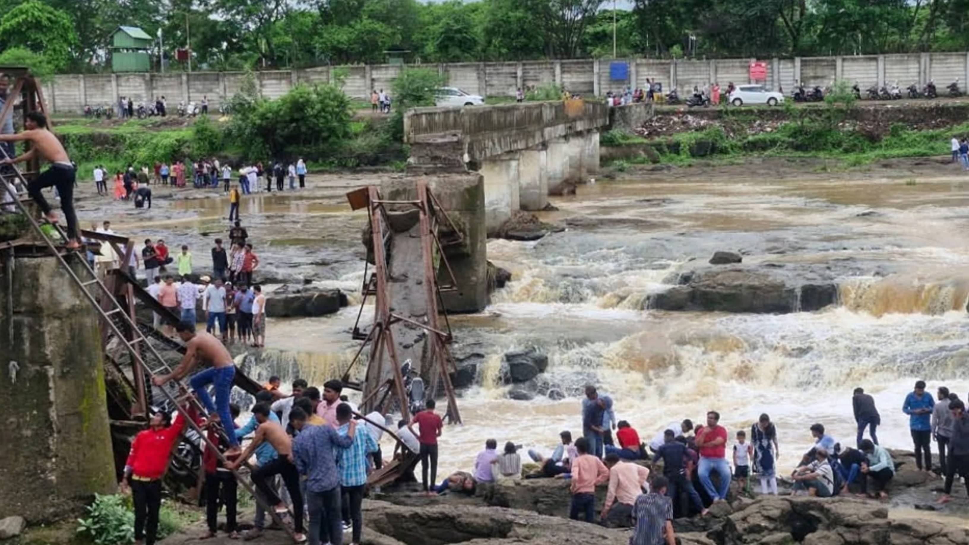 Pune's Indrayani River Bridge Collapse: Six Killed, Several Missing; Rescue Operations Underway ...