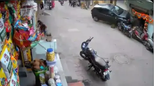 Car Ploughs Into Girls Making Diwali Rangoli in Indore, Tragic Moment ...
