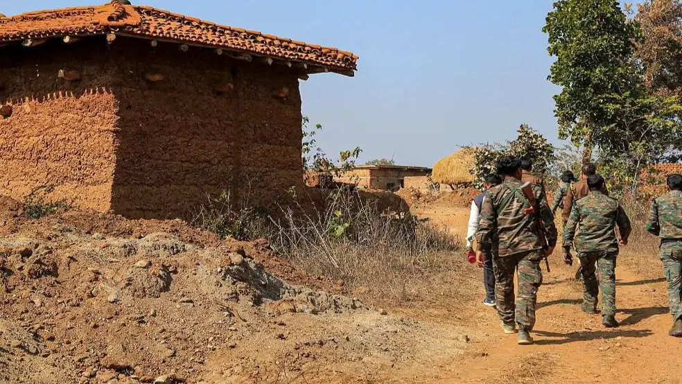 Chhattisgarh: Tribal Girl Defends Father Against Gang of Eight Armed ...