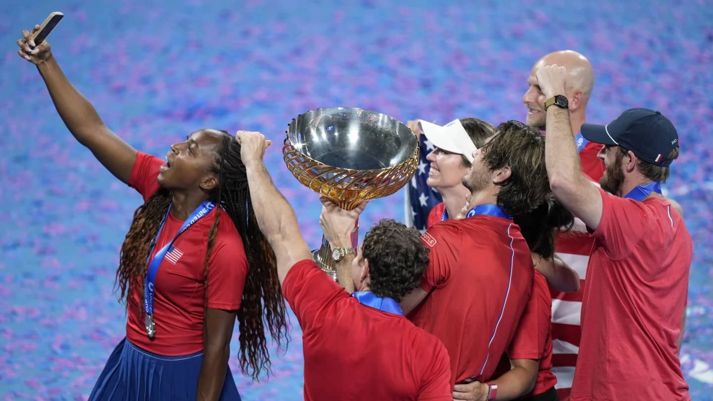 Coco Gauff Beats Iga Swiatek Again As US Wins United Cup For 2nd Time ...