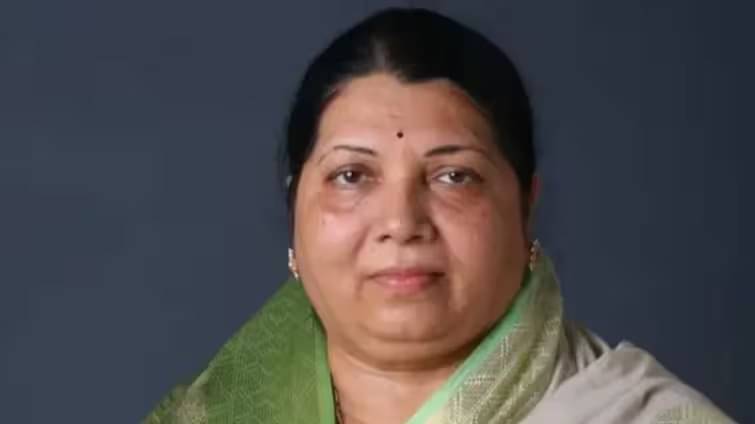 Congress MLA Jayshree Jadhav Switches Side To Shiv Sena After Ticket ...