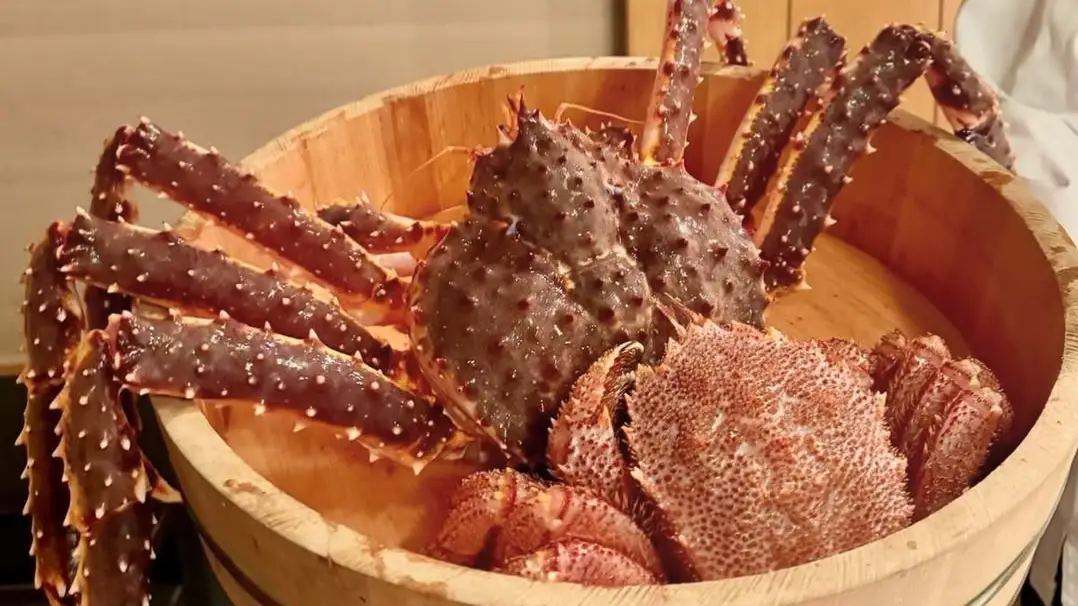 This Crab Restaurant Is World’s Most Expensive Michelin-Starred Eatery ...