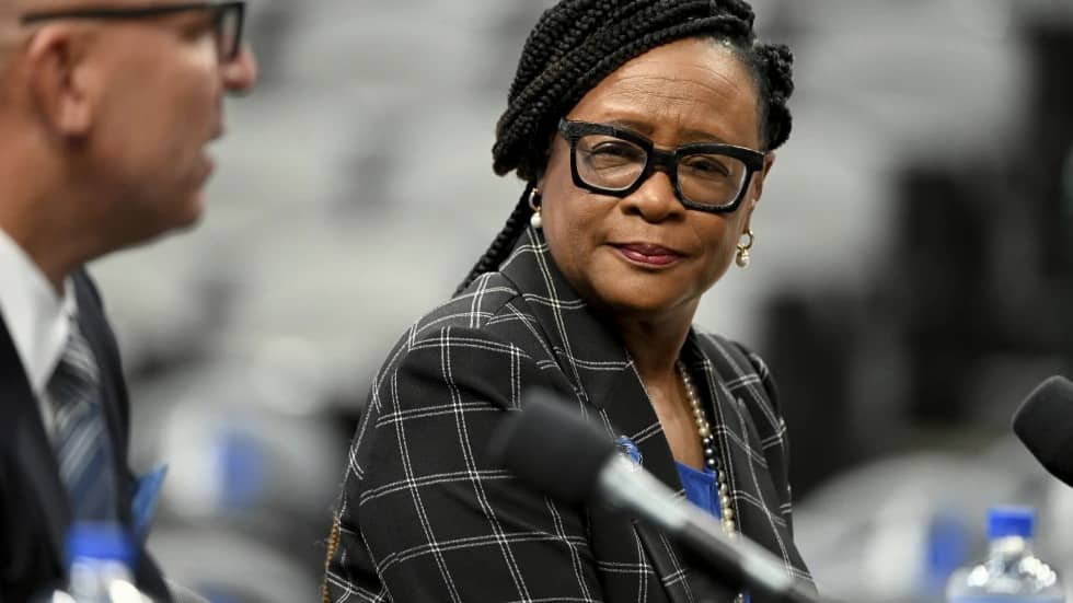 Marshall retiring as CEO of Dallas Mavericks at end of 2024, but will ...