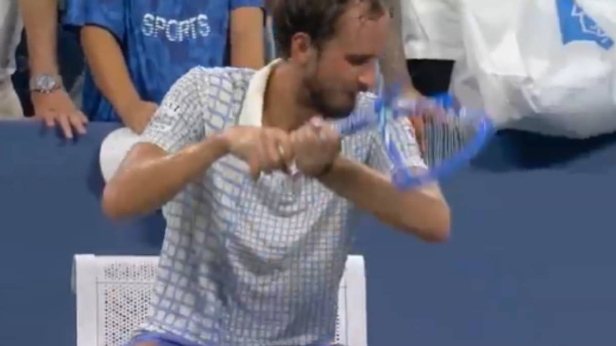 Daniil Medvedev Breaks His Racquet in Anger After Shock US Open 2025 First-Round Loss vs ...