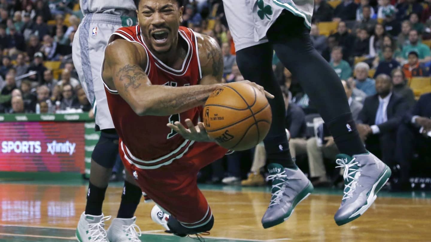 Derrick Rose, a No. 1 overall pick in 2008 arnd The League's MVP 2011 ...