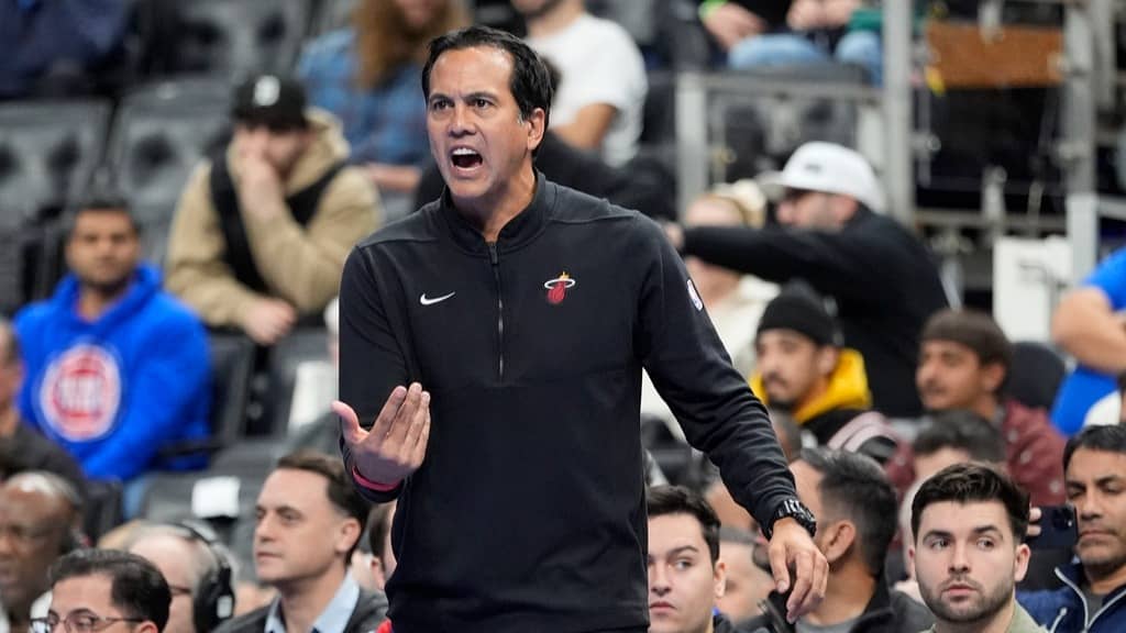 Spoelstra Laments 'Horrendous Mistake' After Calling Timeout Heat Didn ...