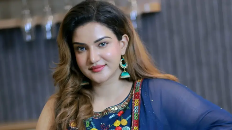 Malayalam Actress Honey Rose Accuses Man Of 'Stalking' And Making ...