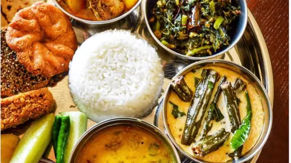 Odisha’s Must-Try Unique And Healthy Dishes: Dahibara Aloo Dum, Pakhala ...