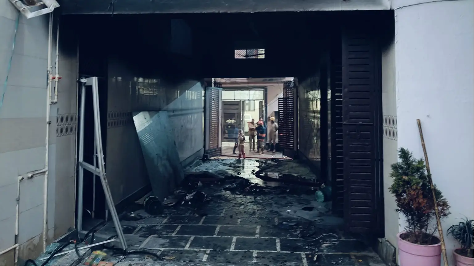 Fire Breaks Out At Firecracker Factory In Delhi's Burari, Several ...