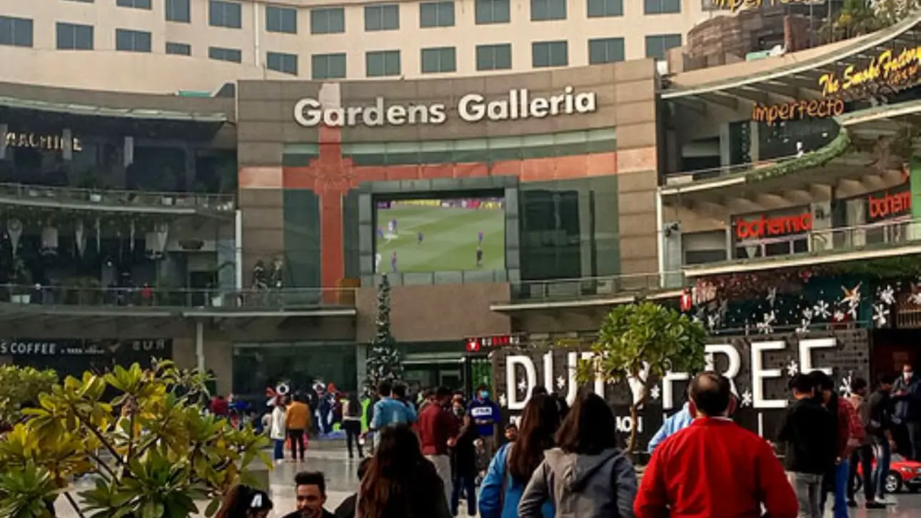 Shots Fired in Parking Lot of Gardens Galleria Mall in Noida, 3 Arrested | Republic World