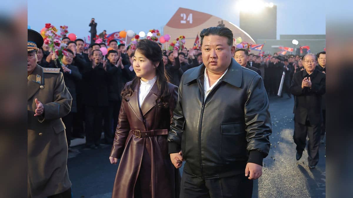 Her Age And Maybe Her Name Are Mysteries, But This Girl Could Be North Korea's Next Leader ...