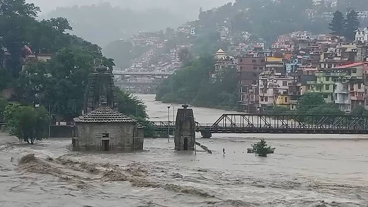 Himachal Weather Alert: IMD Warns Of Flash Floods And Landslides | Republic World