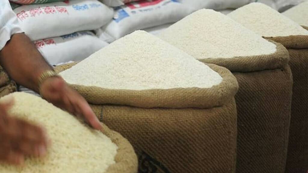 India Sends Second Rice Consignment Of 16,400 Tonnes To Bangladesh Amid ...