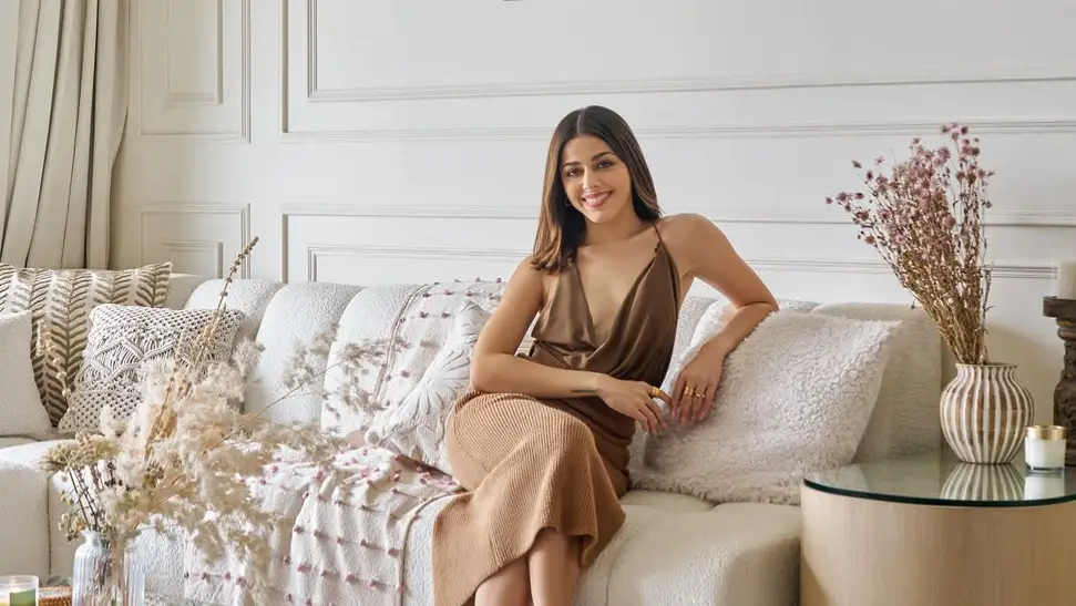 Alaya F’s Pastel Boho Chic Themed 3 BHK ‘Hustle Home’ In Mumbai Features Grandfather Kabir Bedi ...