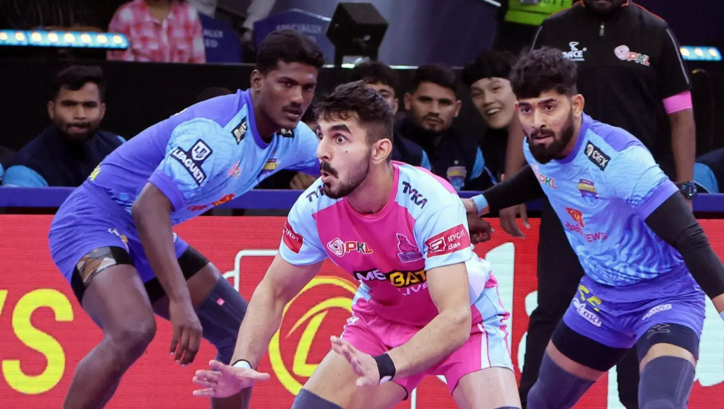 Jaipur Pink Panthers Qualify For PKL Playoffs After Close Win Against Bengal Warriorz | Republic ...