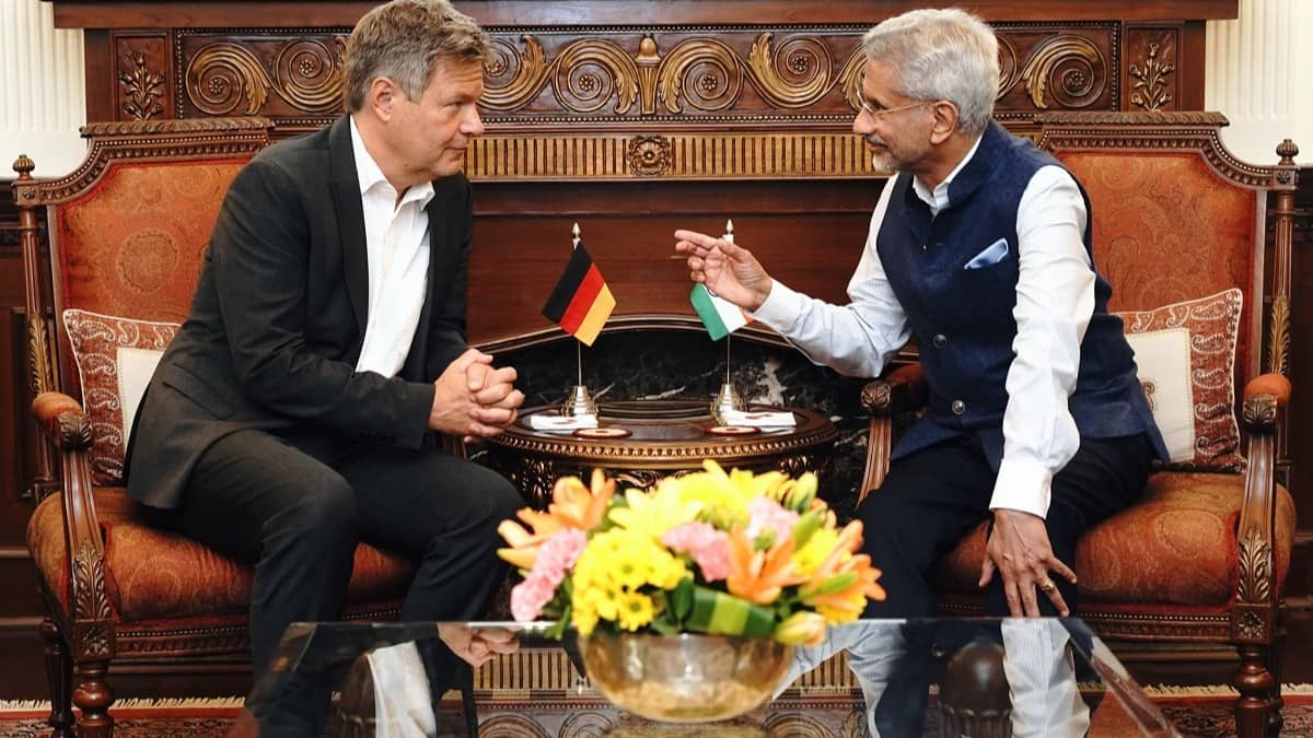 Jaishankar meets German Vice Chancellor, Holds Broad Talks with Foreign ...