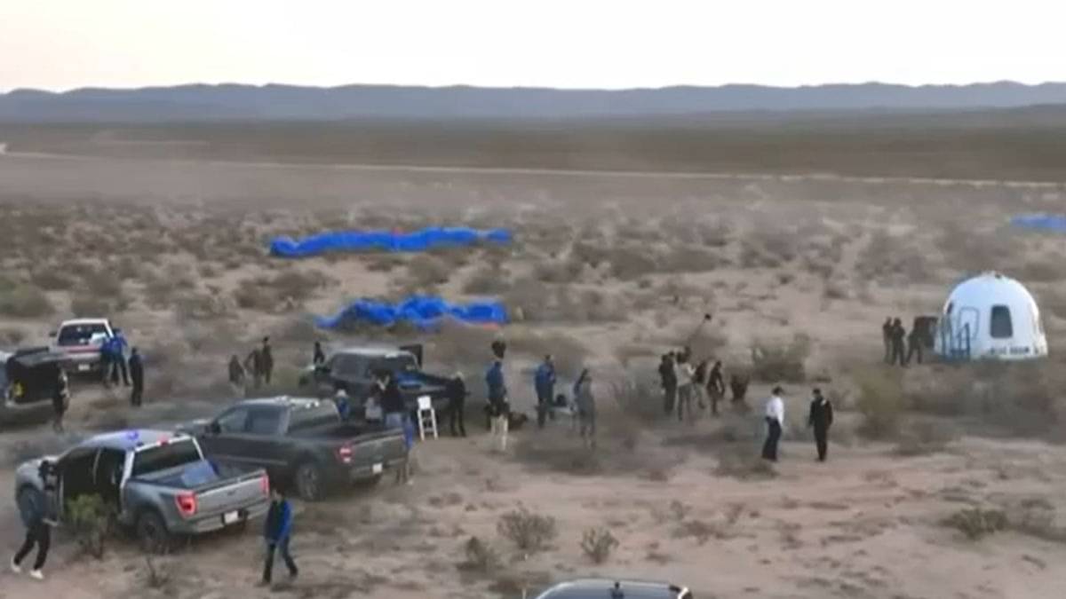 Jeff Bezos' Blue Origin All-Women Space Tour Fake? Netizens Share ...