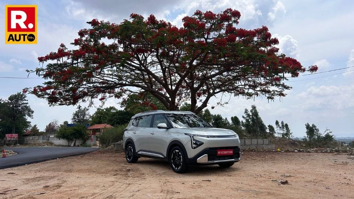 Planning To Buy Kia Carens Clavis HTX+ Variant: Check Out Its Key Highlights | Republic World