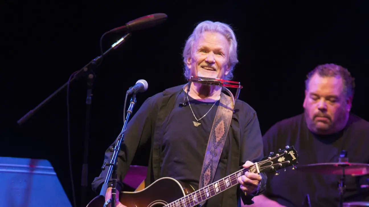 Kris Kristofferson, A Star Is Reborn Actor And Country Legend, Dies At ...