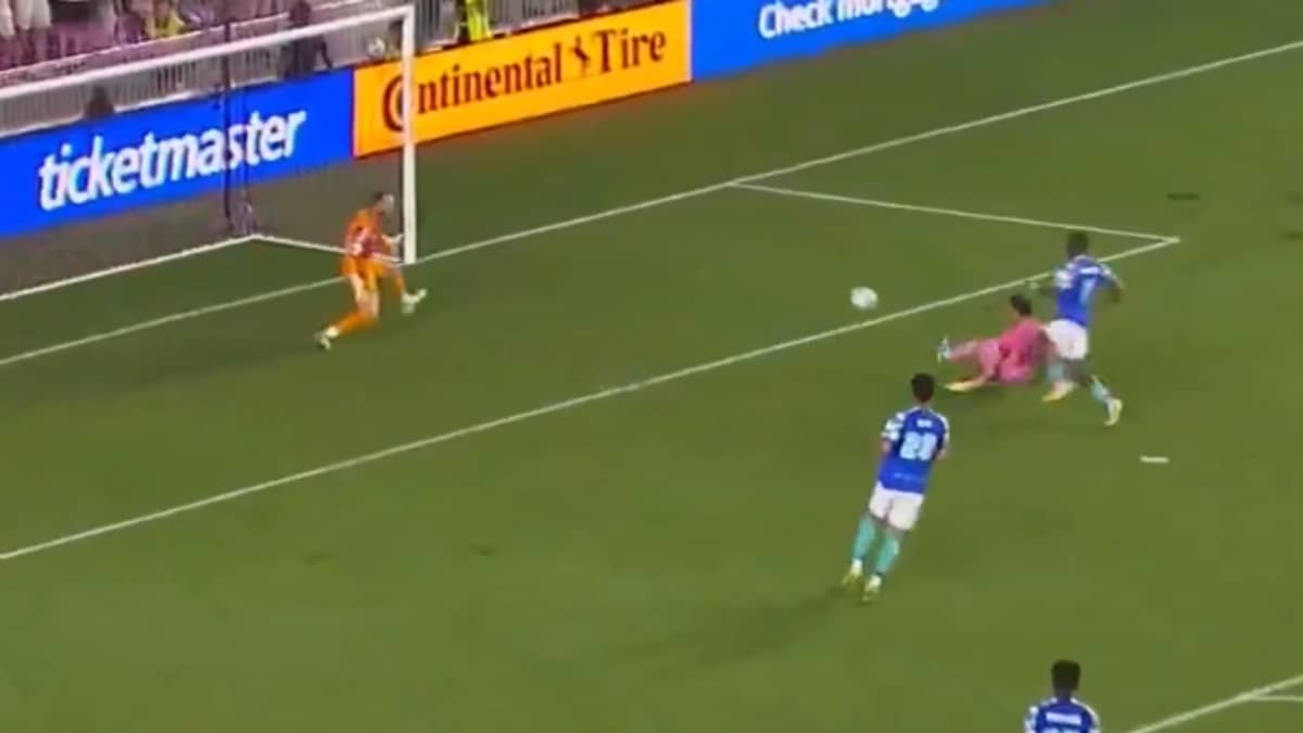 Lionel Messi Scores an Insane-Tap Goal During Inter Miami's Win Over ...