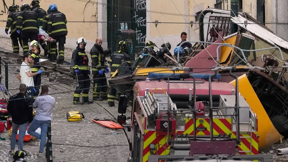 Lisbon's Historic Funicular Streetcar Crash Claims 15 Lives, Injures 18 ...