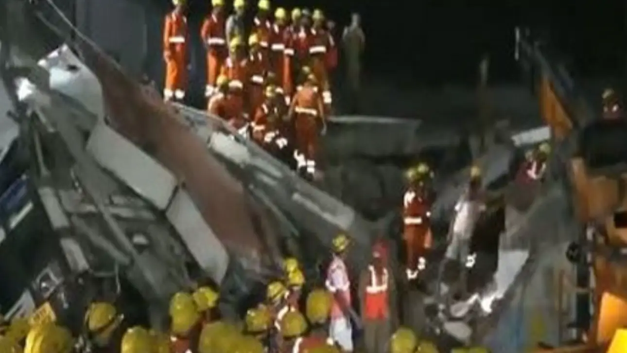 Lucknow Building Collapse: Death Toll Rises to 8, PM Announces Ex ...