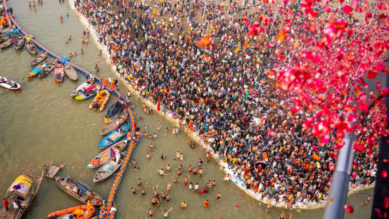 Over 410 Million Devotees Take Holy Dip at Triveni Sangam | Republic World