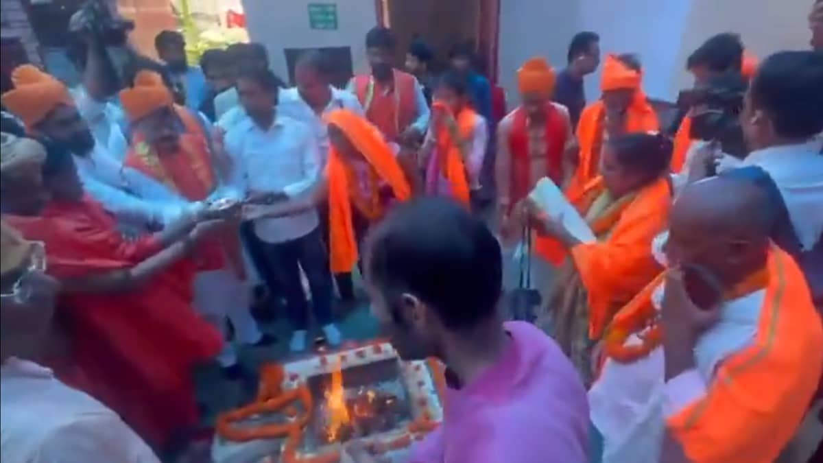 12 People Who Had Converted to Islam Return to Sanatan Dharma in ...