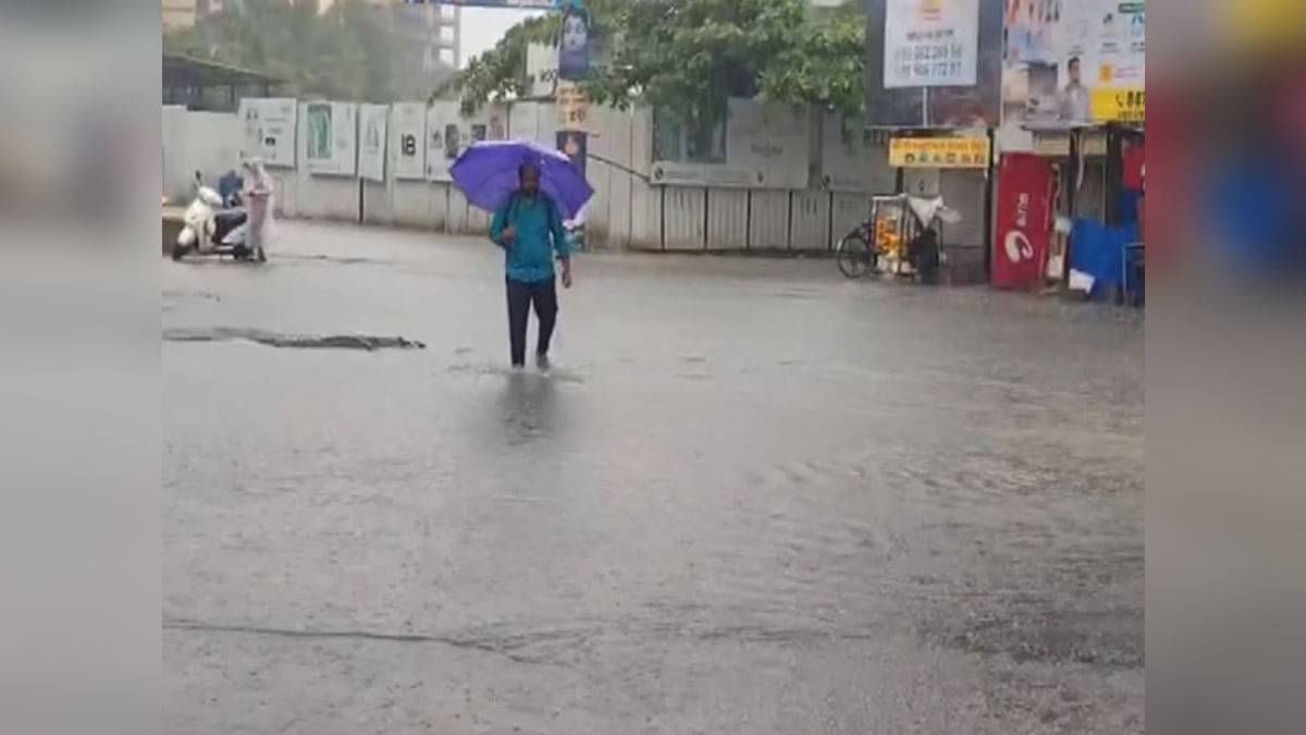 Mumbai, Pune Weather Alert: IMD Issues Red Alert as Heavy Rainfall Disrupts Normal Life ...