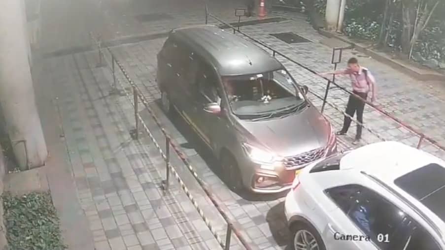 Audi Owner, Who Thrashed Cab Driver To Ground In Mumbai Road Rage ...