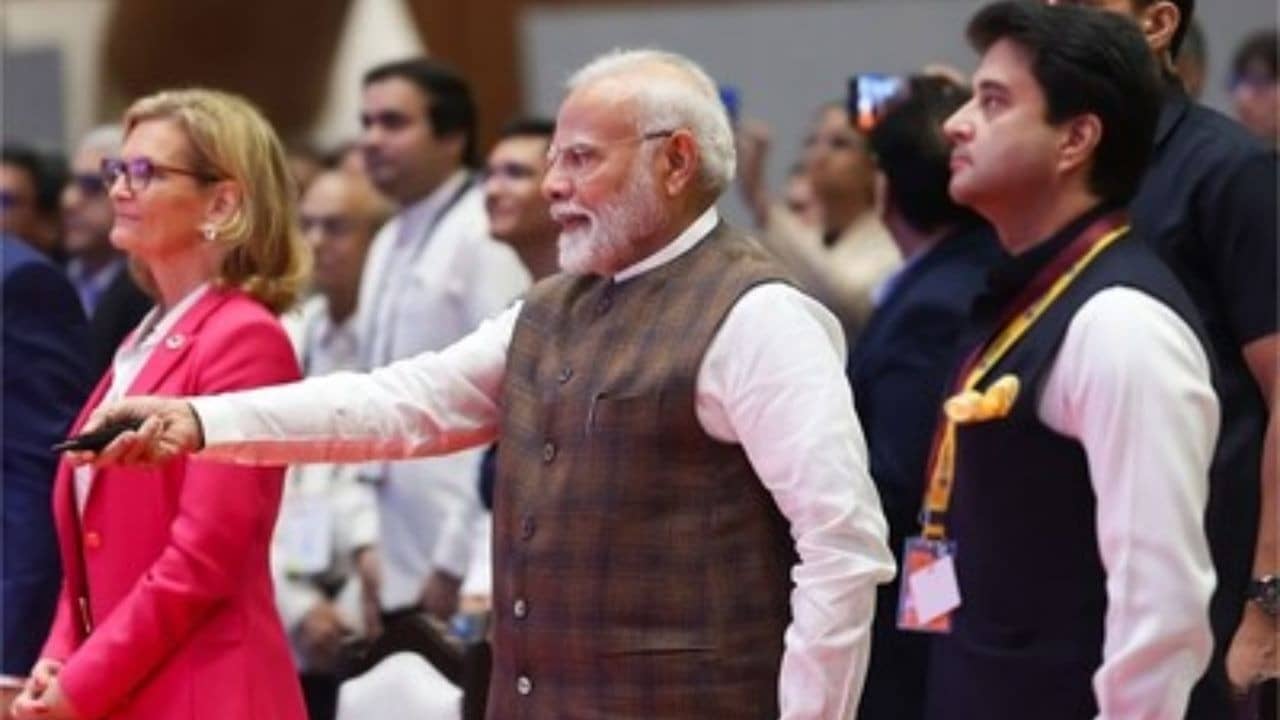 PM Narendra Modi calls for India's leadership in 6G, ethical AI and ...