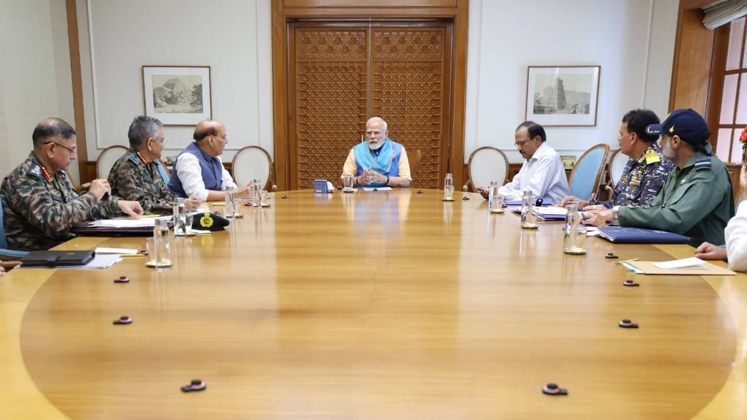 'Agar Pakistan Goli Chalaye, Toh Aap Gola Chalayo': PM Modi's Message ...