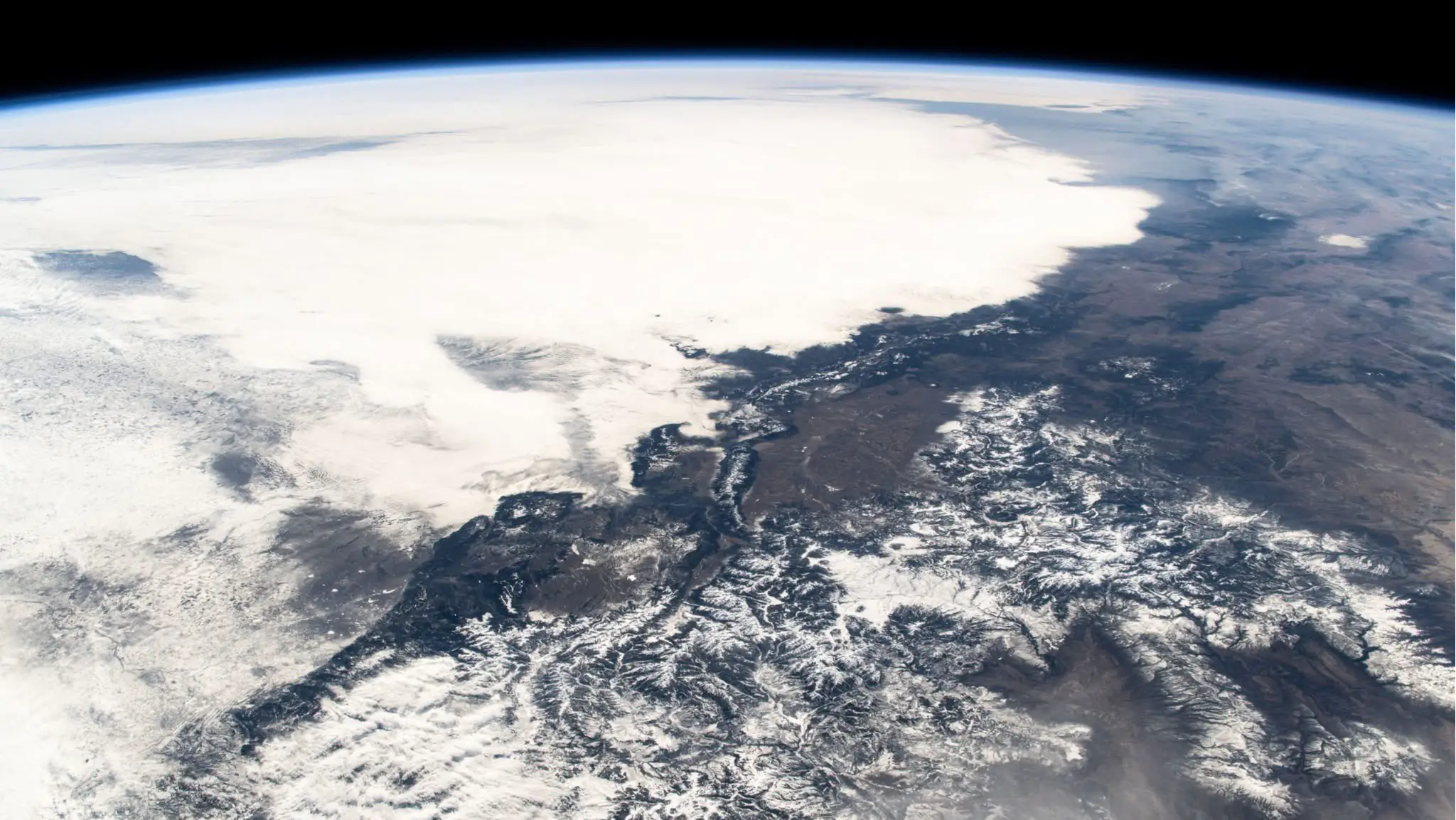 NASA Astronaut Nick Hague Shares Stunning View of Rocky Mountains from ...
