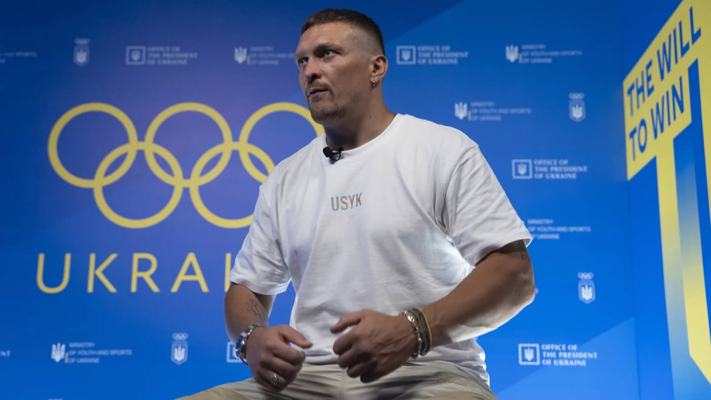 Boxing champion Oleksandr Usyk comes to Paris to support Ukrainian ...