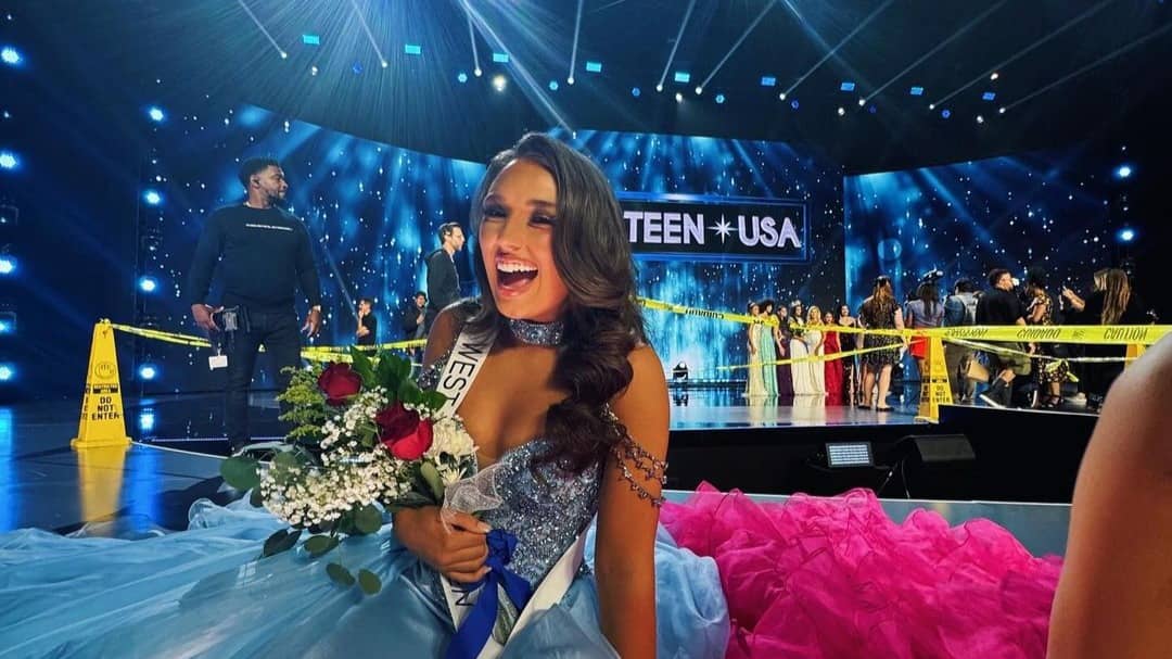 Viral: Miss Teen USA Contestant Suffers Nasty Fall Off Runway, Recovers ...