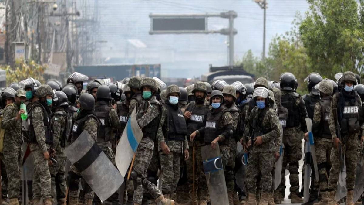 Pakistan on Edge as Crackdown on TLP Intensifies; 170 Detained ...